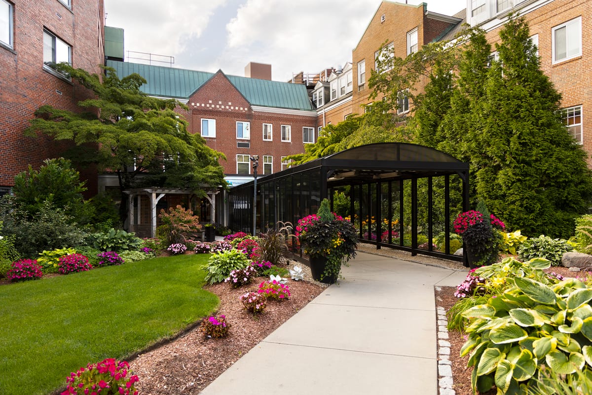 Winchester Hospital attains accreditation for breast cancer program