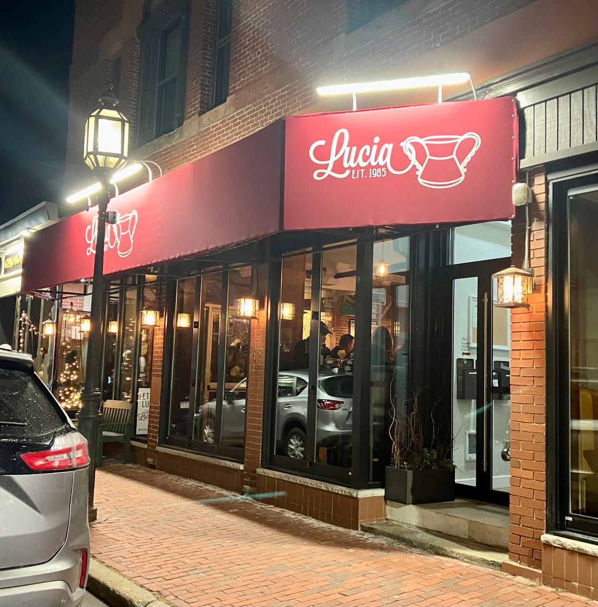 REVIEW: Good food, good atmosphere, good times; you can’t go wrong with ...