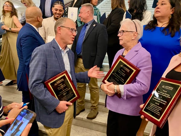 Sen. Jason Lewis receives inaugural Legacy Award from Latinos for Education